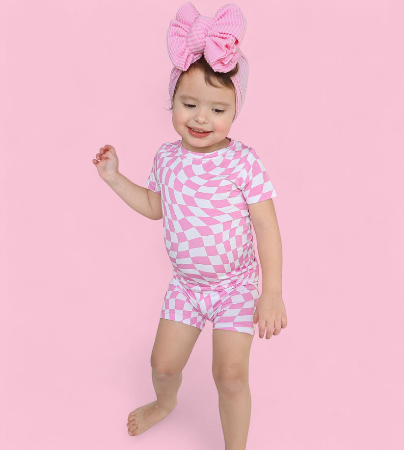 BUBBLEGUM WAVY CHECKERS DREAM SHORT SET – August + Willow