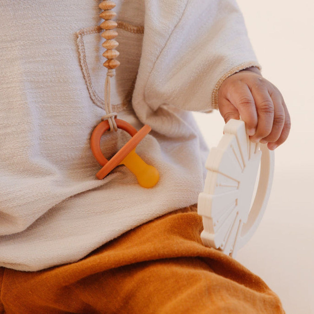 Modern Pacifier | Sandstone – August + Willow